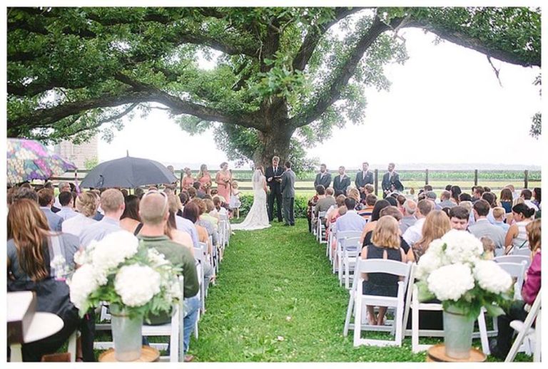 Gallery | Sugarland Barn Weddings | Arena, WI | Photos | Weddings