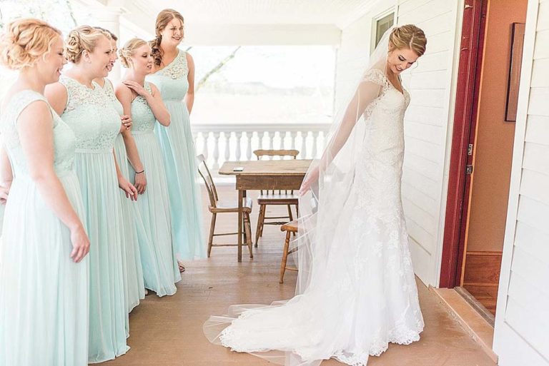 Gallery | Sugarland Barn Weddings | Arena, WI | Photos | Weddings