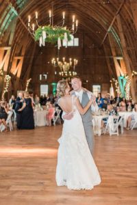 Gallery | Sugarland Barn Weddings | Arena, WI | Photos | Weddings